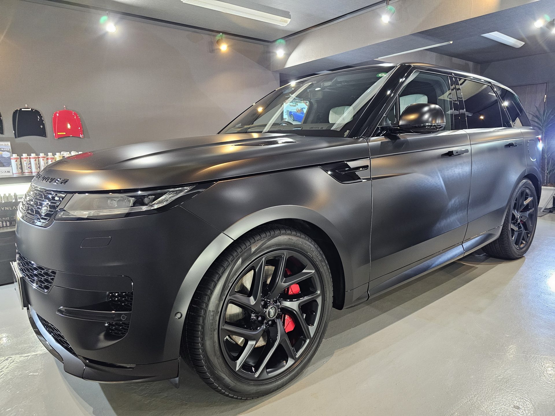 新車レンジローバースポーツ オートバイオグラフィP550e XPELフルステルスプロテクションフィルム施工他 横浜市西区 – 4C ...